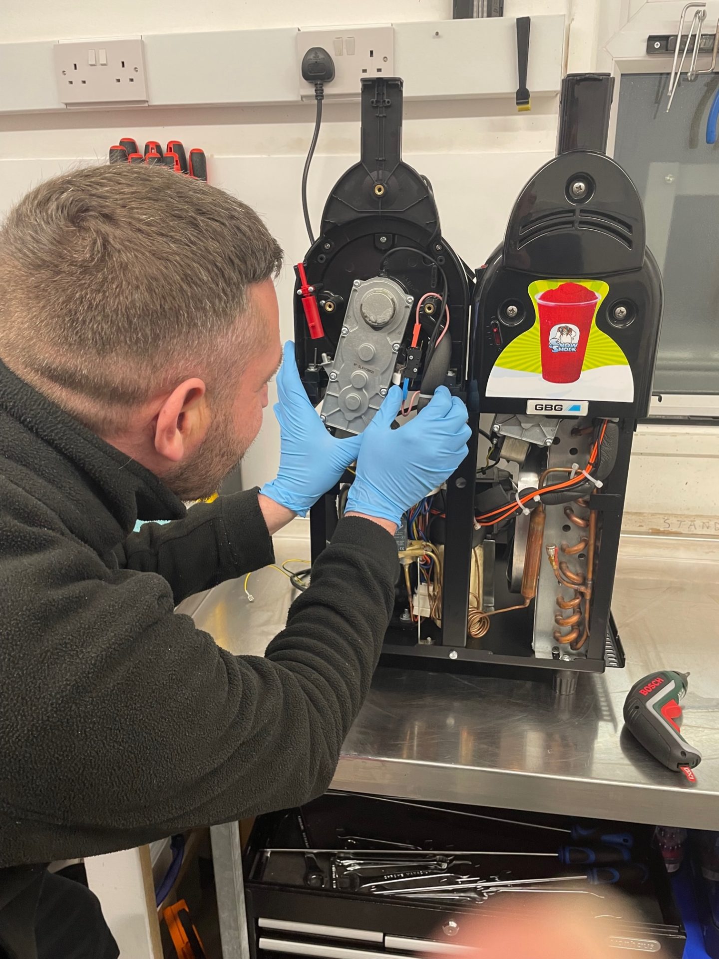 Faulty or broken Slush machine motor - Snowshock